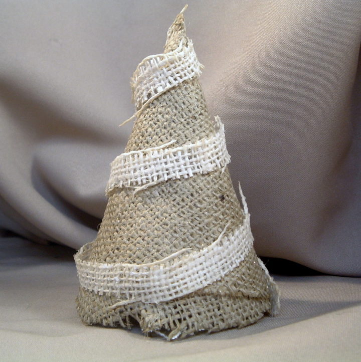 Burlap Christmas Trees - Angie Holden The Country Chic Cottage