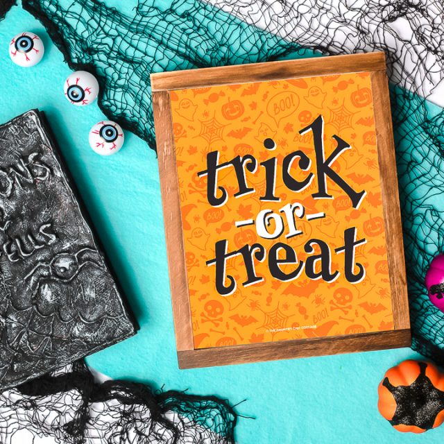 Free Trick or Treat Signs To Print & Other Halloween Decorations ...