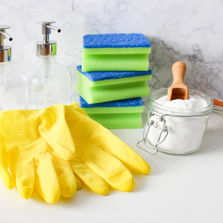 25 Ways to Clean with Corn Starch - Angie Holden The Country Chic Cottage
