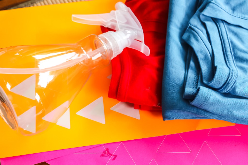 How to Make a Simple Bleach Splatter Shirt - Angie Holden The Country ...