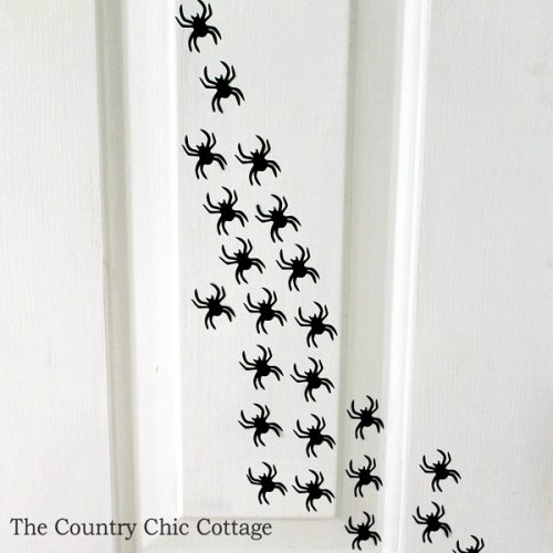 DIY Halloween Spider Decorations For Your Door - Angie Holden The ...