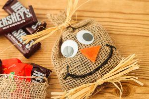 Scarecrow DIY Halloween Treat Bags - Angie Holden The Country Chic Cottage