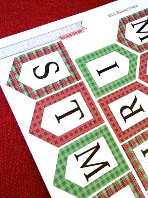 Free Mini Merry Christmas Banner Printable - Angie Holden The Country ...