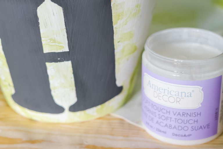 Marbling Pots: Easy Painted Clay Pots with Marbling Technique - Angie ...