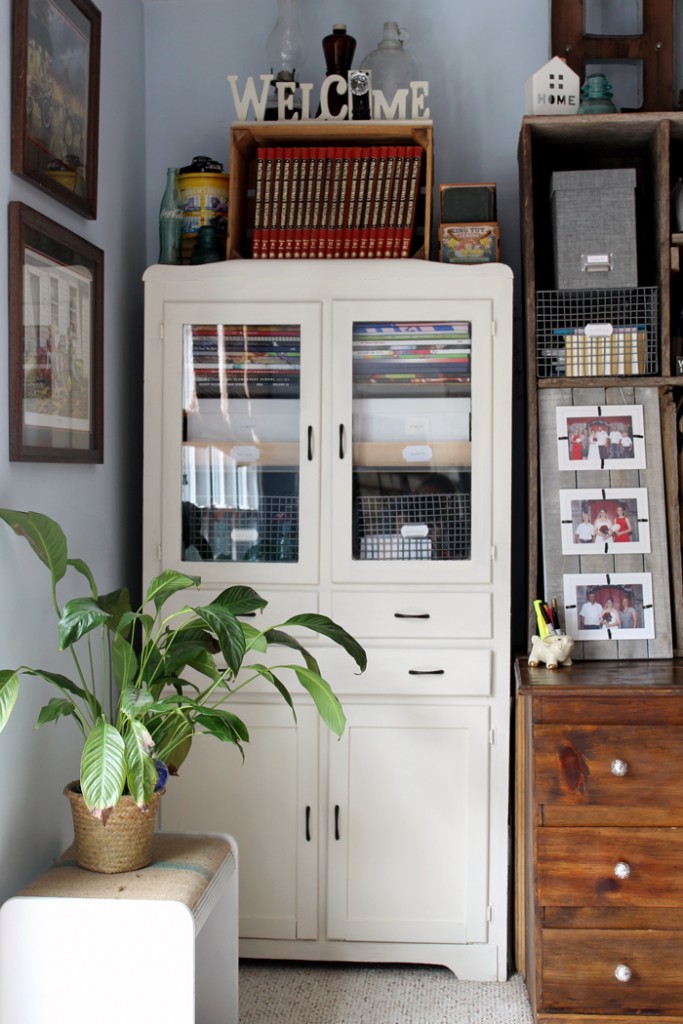 Farmhouse Style Office Area on a Budget - Angie Holden The Country Chic ...