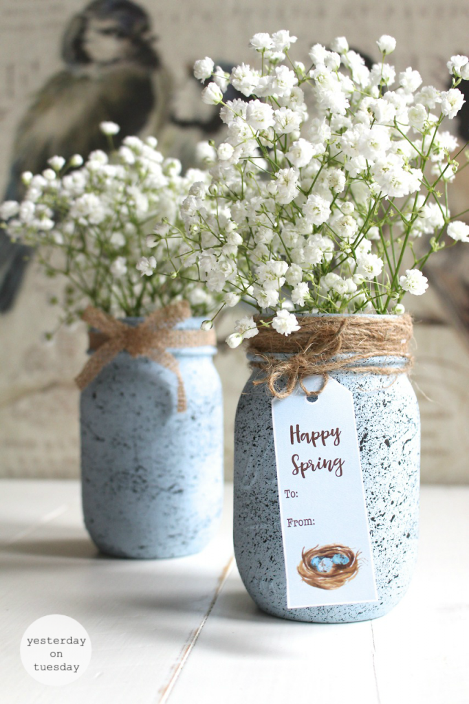 20 Spring Mason Jar Crafts and Ideas - Angie Holden The Country Chic ...