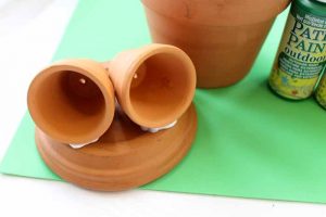 Flower Pot Frog Craft | The Country Chic Cottage