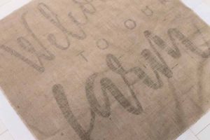 DIY Burlap Hanging Wall Art - Angie Holden The Country Chic Cottage