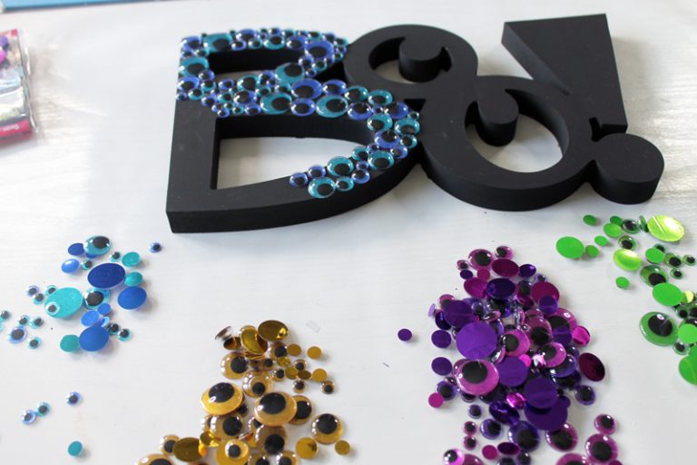 Easy DIY Halloween Boo Sign Decor - Angie Holden The Country Chic Cottage