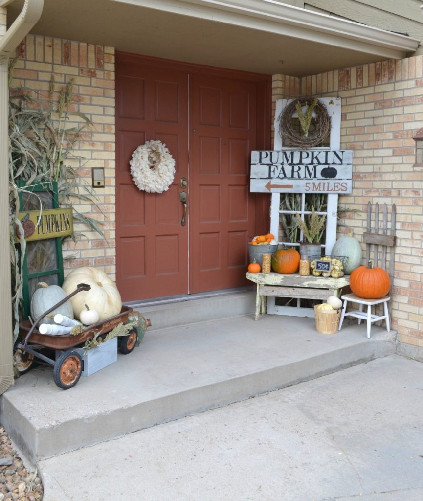 Easy Outdoor Fall Decor Inspiration - Angie Holden The Country Chic Cottage