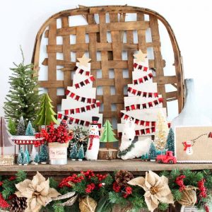 Farmhouse Christmas Decor - Ideas for Your Home - Angie Holden The ...