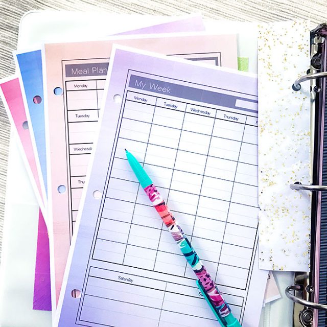 Make Your Own Mini Planner - Angie Holden The Country Chic Cottage