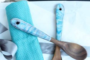 Decorated Wooden Spoons: A DIY Gift Idea - Angie Holden The Country ...