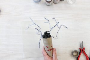 Spooky DIY Halloween Tree Craft | The Country Chic Cottage