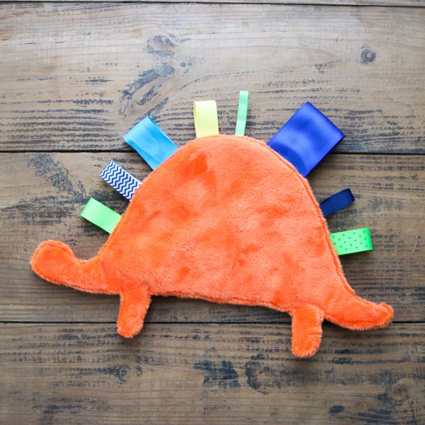 How To Make A Taggie Blanket - Angie Holden The Country Chic Cottage