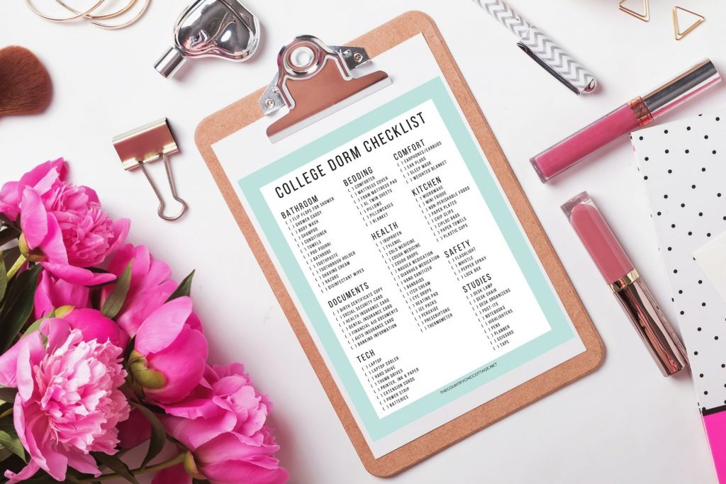 Free Printable College Dorm Checklist - Angie Holden The Country Chic ...