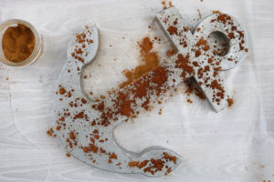 Easy Faux Rust Paint with Cinnamon - Angie Holden The Country Chic Cottage