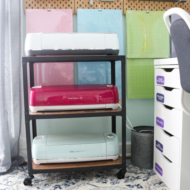 25 Amazing Craft Rooms: Gorgeous Inspiration for Your Space