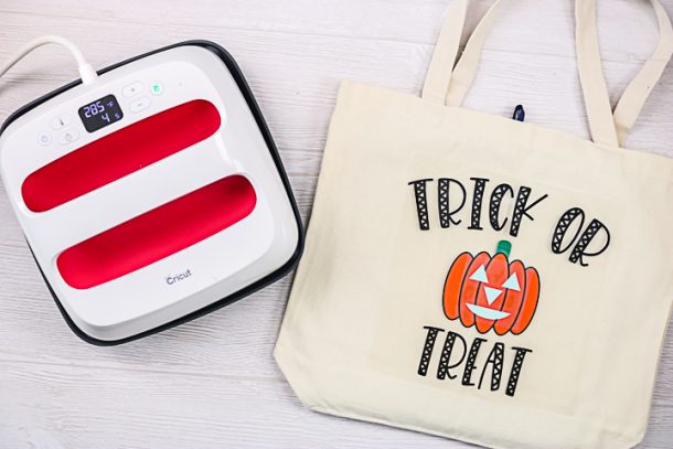 How to Use Glow in the Dark HTV - Angie Holden The Country Chic Cottage