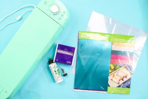 Cricut Banner: Easy Paper Banner for Beginners - Angie Holden The ...