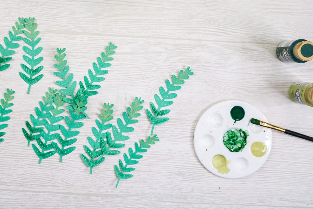 How to Make Paper Plants with a Cricut for a Garden Party - The Country ...