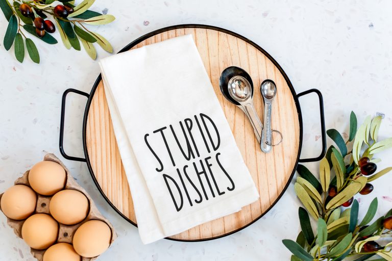 Free Kitchen Towel SVG File Plus More Kitchen Designs - Angie Holden ...