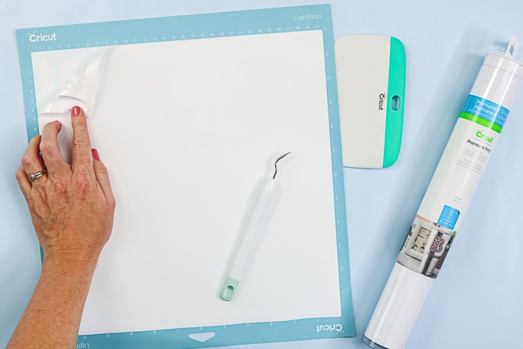 Wet Vinyl Application Method with Your Cricut - Angie Holden The ...