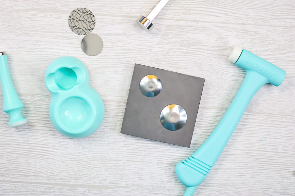 Cricut Maker Metal Project: Engraving a Ring Dish - Angie Holden The ...