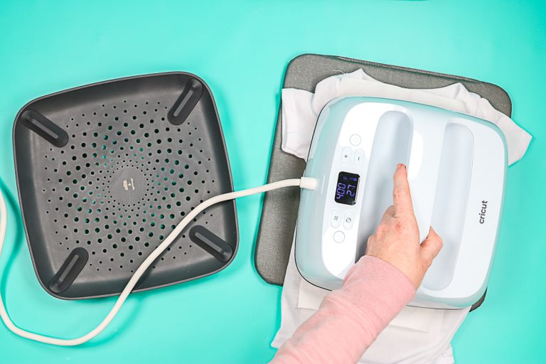 Cricut EasyPress 3 Review: New Features and Upgrading - Angie Holden ...