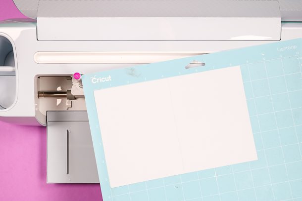 Cricut Cutaway Cards on a Cricut Joy, Explore, or Maker - Angie Holden ...