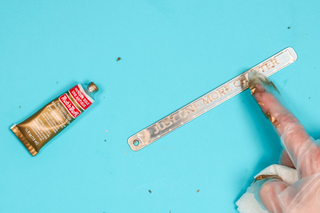 How to Get Color Engraving with a Cricut Machine - Angie Holden The ...