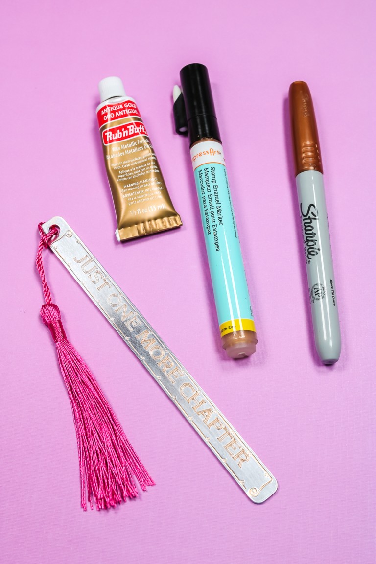 How to Get Color Engraving with a Cricut Machine - Angie Holden The ...