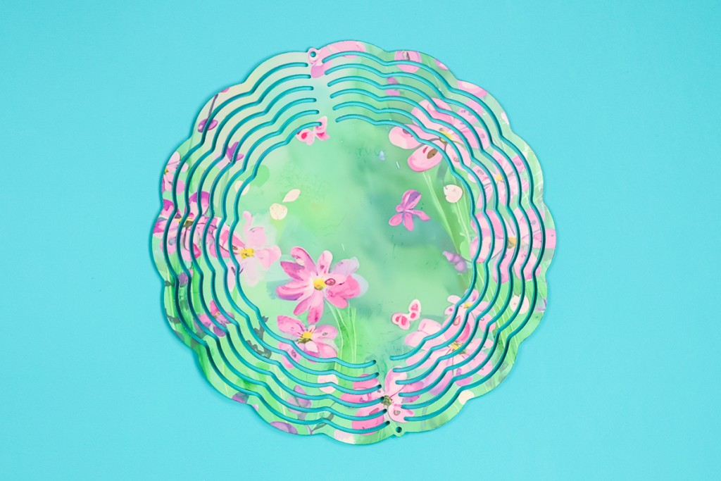 How to Make Sublimation Wind Spinners - Angie Holden The Country Chic ...