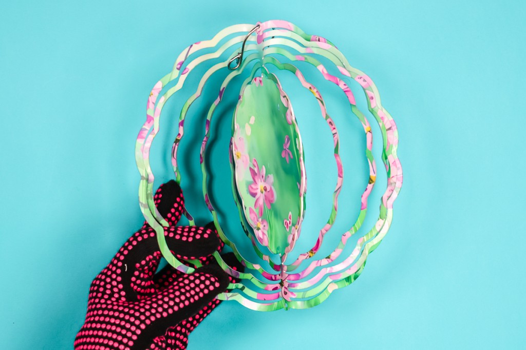 How to Make Sublimation Wind Spinners - Angie Holden The Country Chic ...