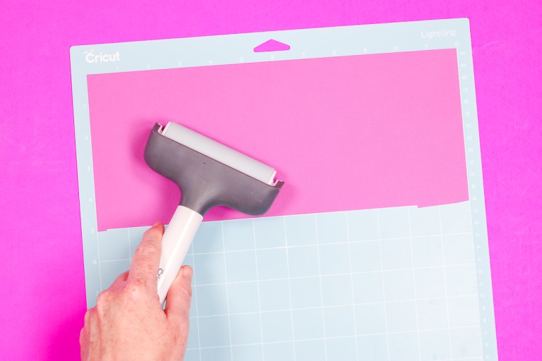 How to Cut Intricate Cuts on Cardstock with a Cricut - Angie Holden The ...