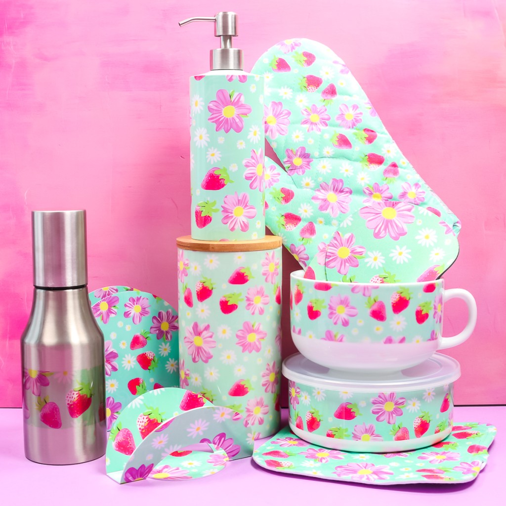 Mug sublimation in an oven - Angie Holden