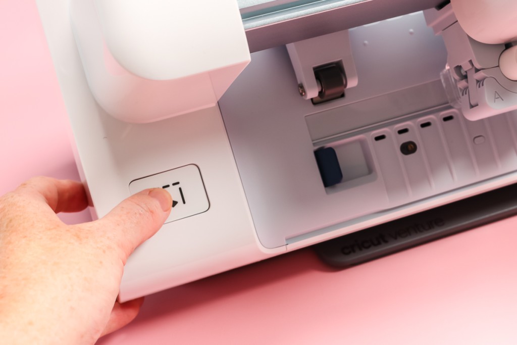 Cricut Venture: Your Ultimate Guide - Angie Holden The Country Chic Cottage