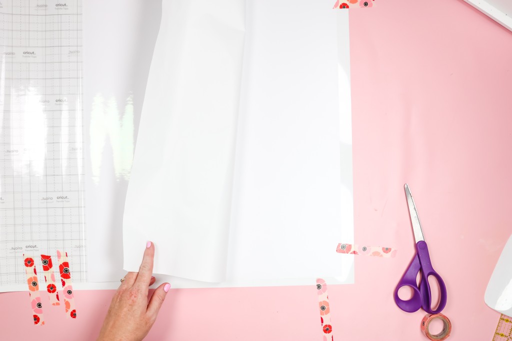 How to Apply Large Vinyl Decals to Walls - Angie Holden The Country ...