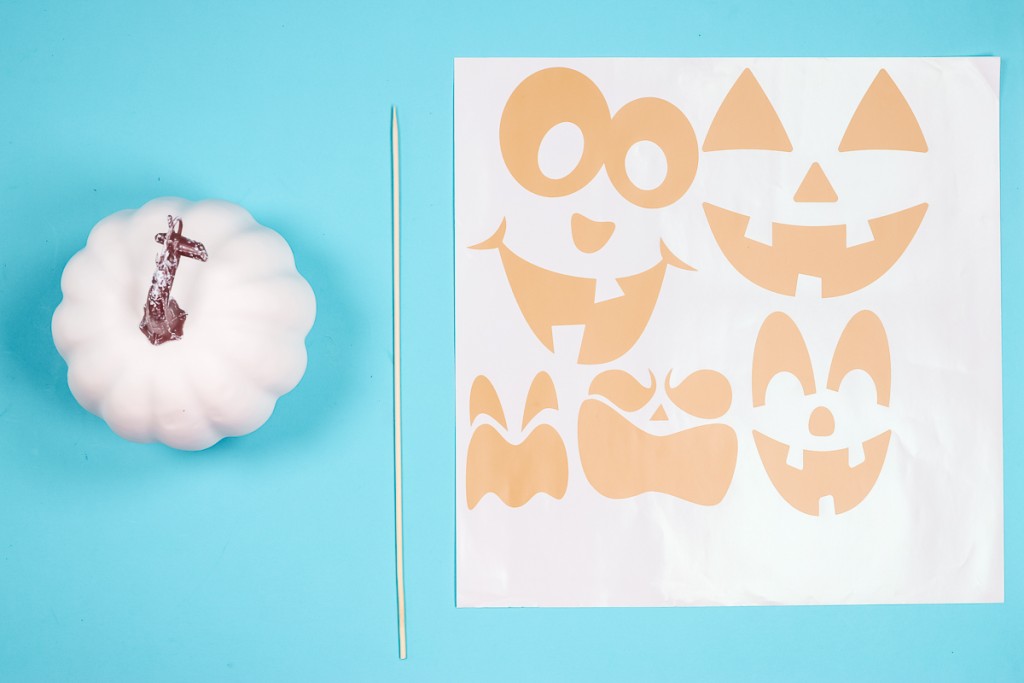 How to Use Glow in the Dark Paint to Make Halloween Projects - Angie ...