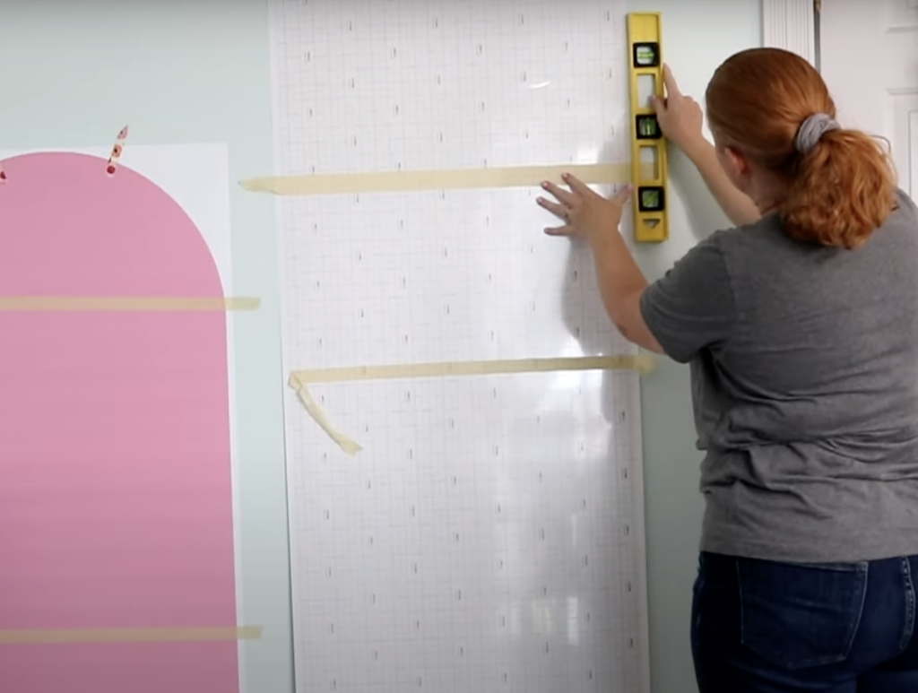 How to Apply Large Vinyl Decals to Walls - Angie Holden The Country ...