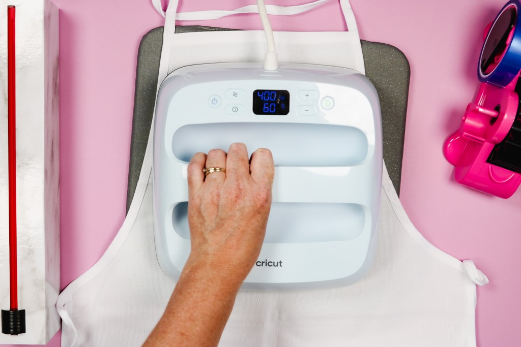 How to Make Custom Sublimation Aprons - Angie Holden The Country Chic ...