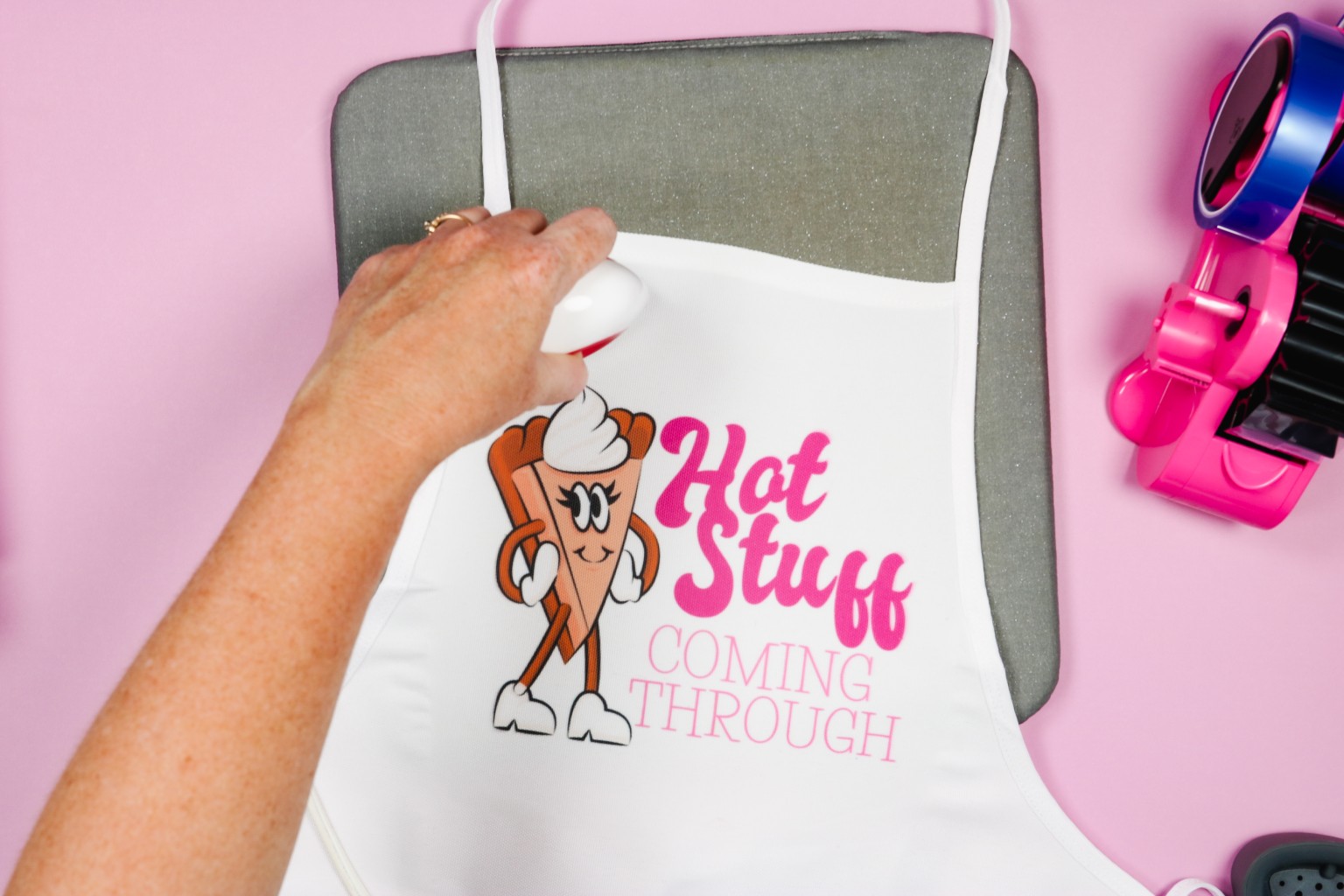 How to Make Custom Sublimation Aprons - Angie Holden The Country Chic ...