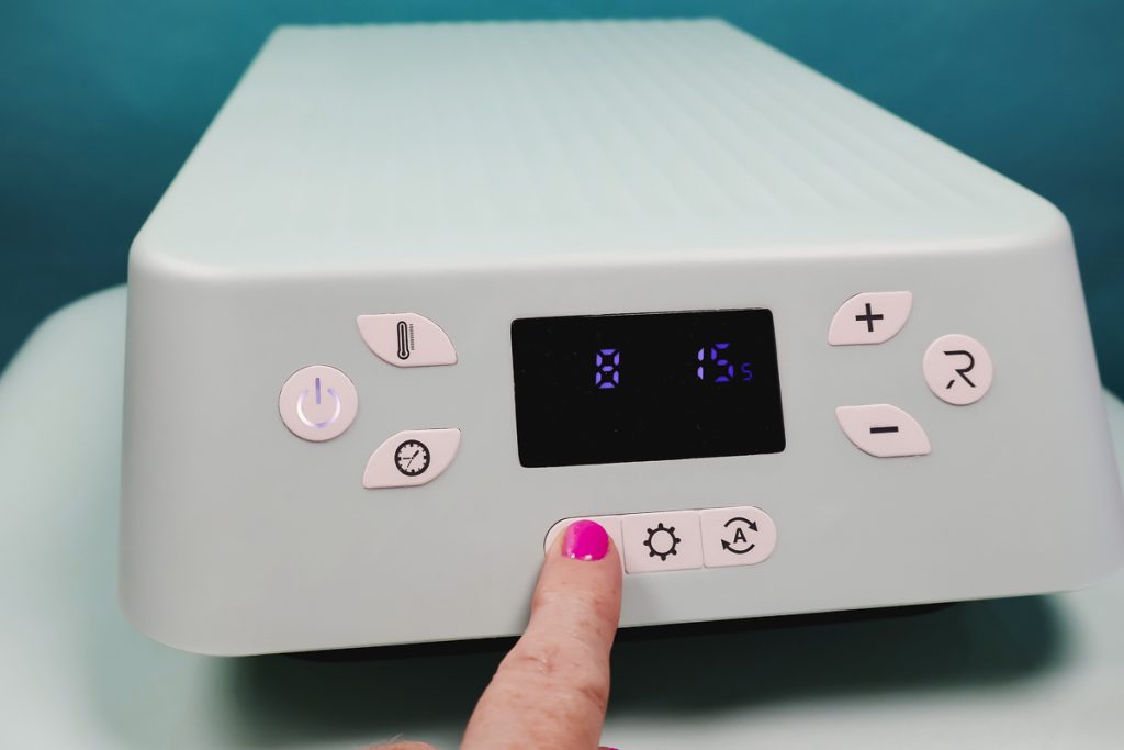 HTVRONT Auto Heat Press Review - Angie Holden The Country Chic Cottage