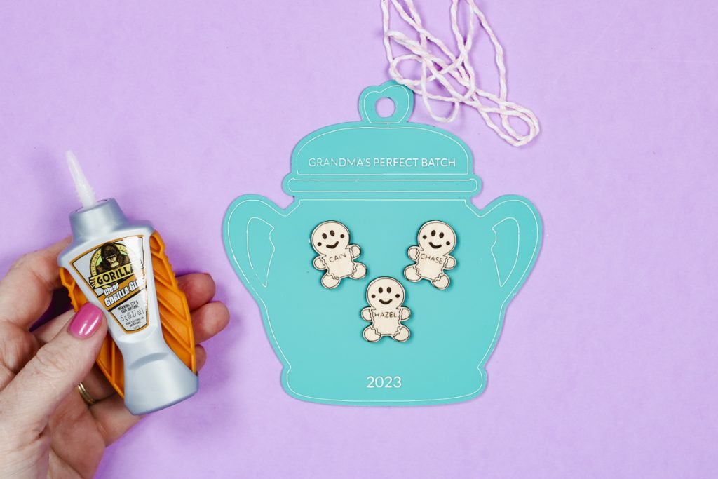 How to Make a Personalized Glowforge Christmas Ornament - Angie Holden ...