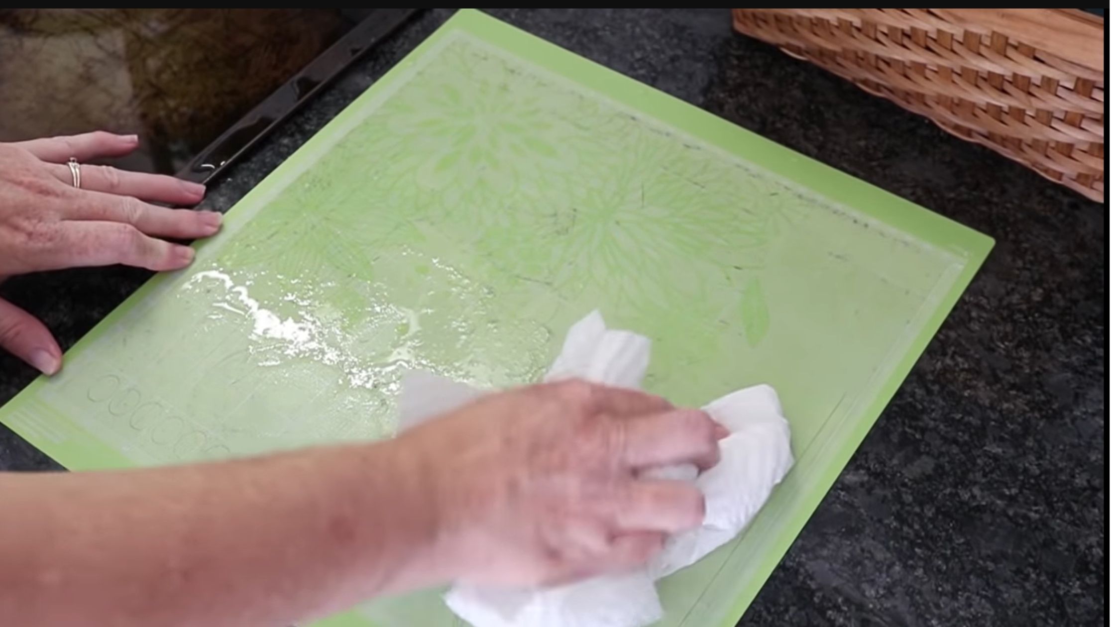 How to Clean Cricut Mats Efficiently! | The Country Chic Cottage