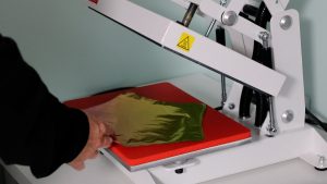 Make Custom Balloons 2 Ways for Any Event - Angie Holden The Country ...