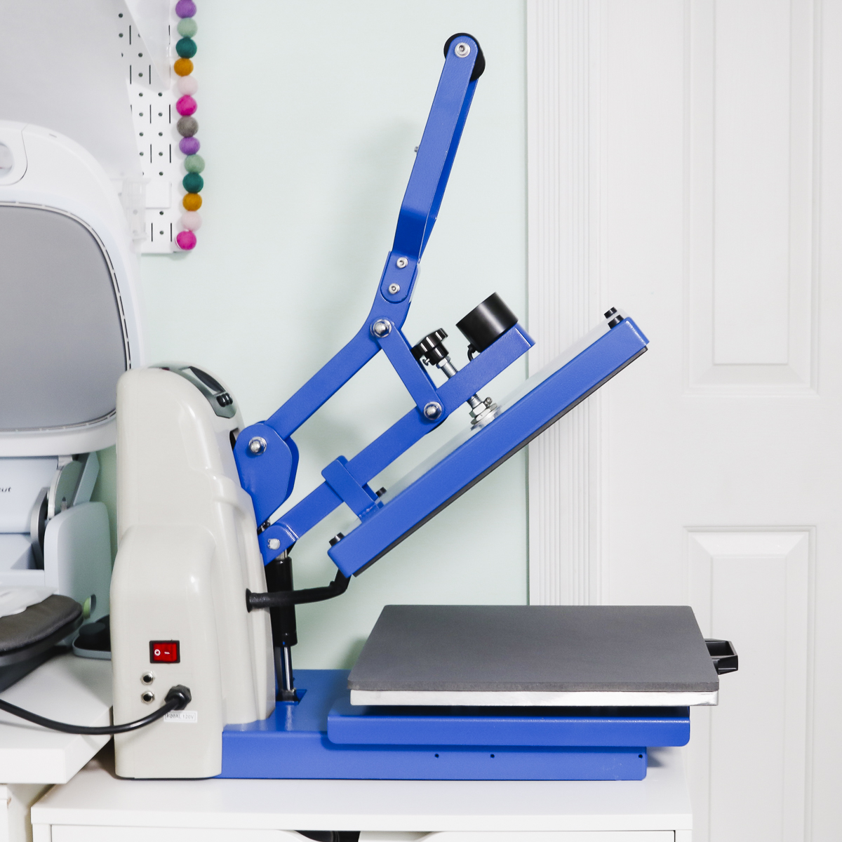 ProWorld Semi Auto Heat Press Review - Decorating Tricks