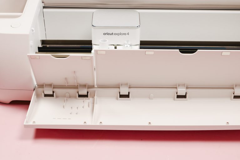 Cricut Explore 4: Your Complete Guide - Angie Holden The Country Chic ...
