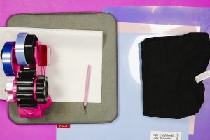 Layering Holographic HTV for a Unique Effect - Angie Holden The Country ...