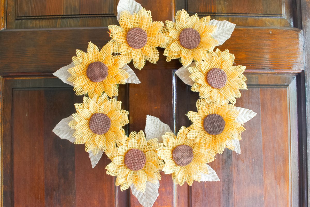 Easy Burlap Sunflower Wreath - Angie Holden The Country Chic Cottage